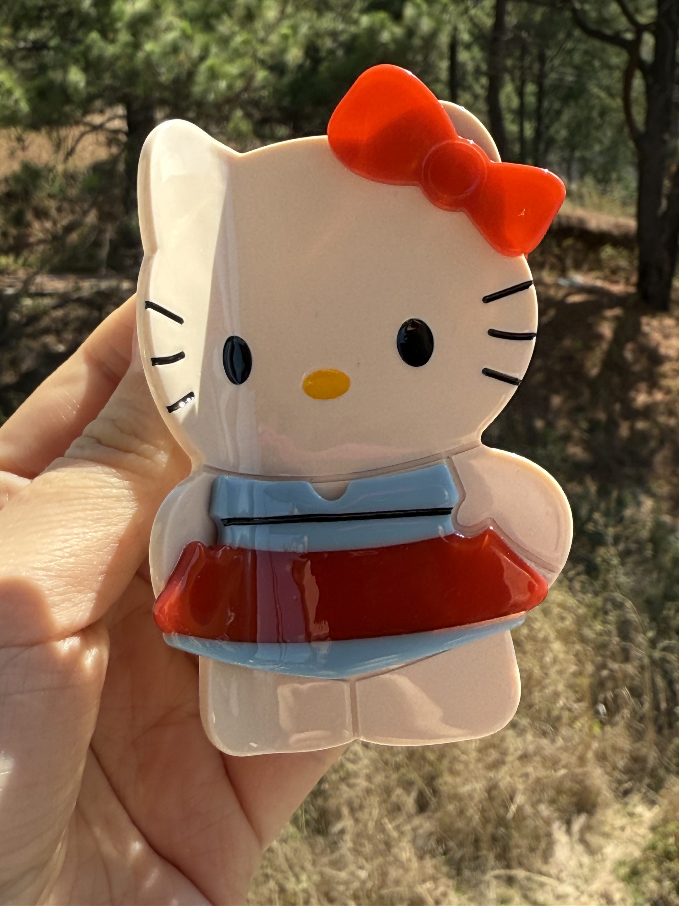 Gancho (pinza) coreano Hello Kitty moño rojo - Cleopatra